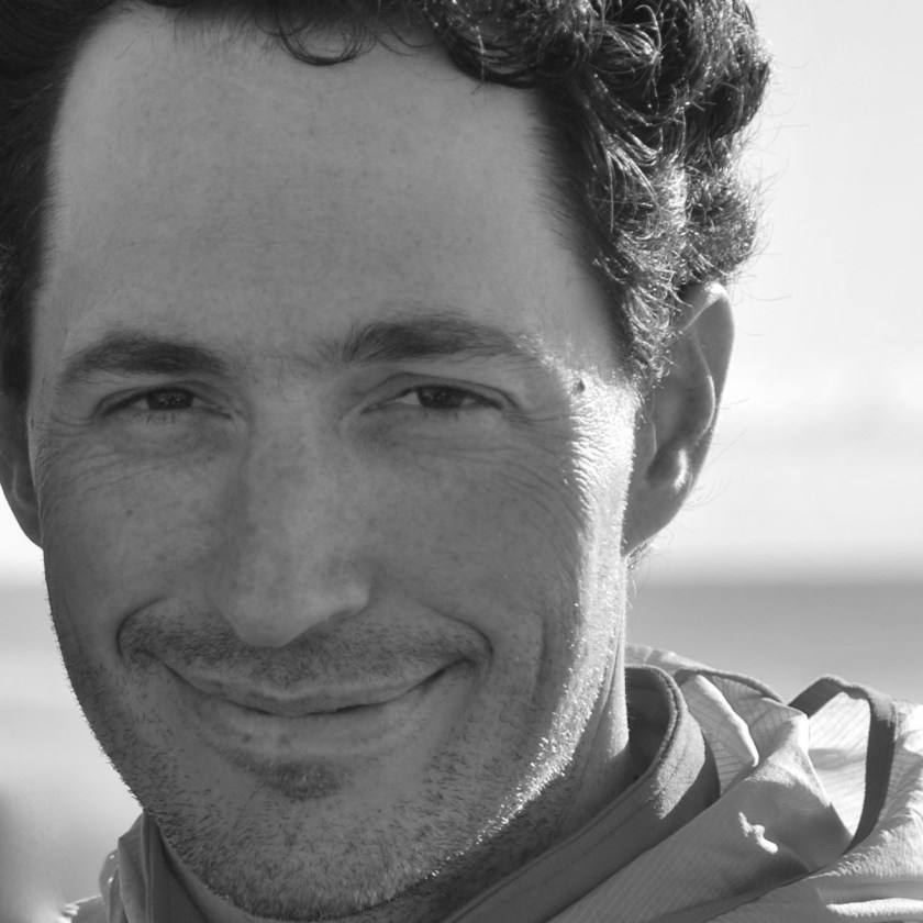 Cardboard box – social work in 40 objects